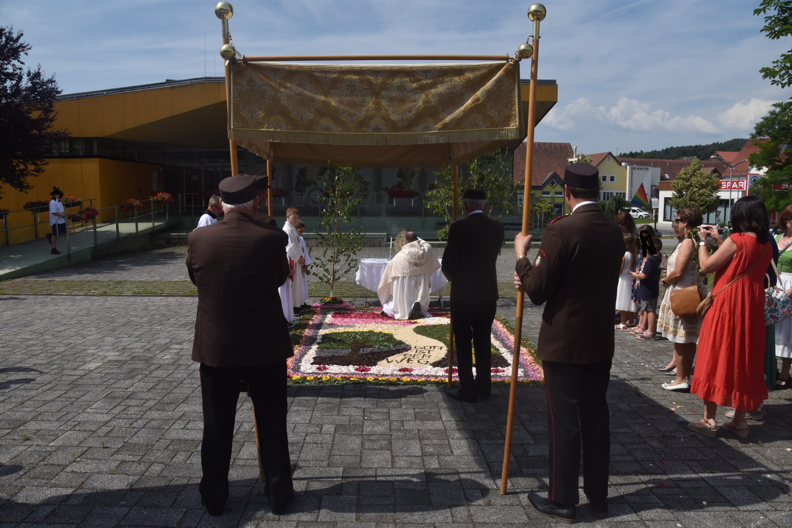Fronleichnamsprozession - FF St Nikolai im Sausal